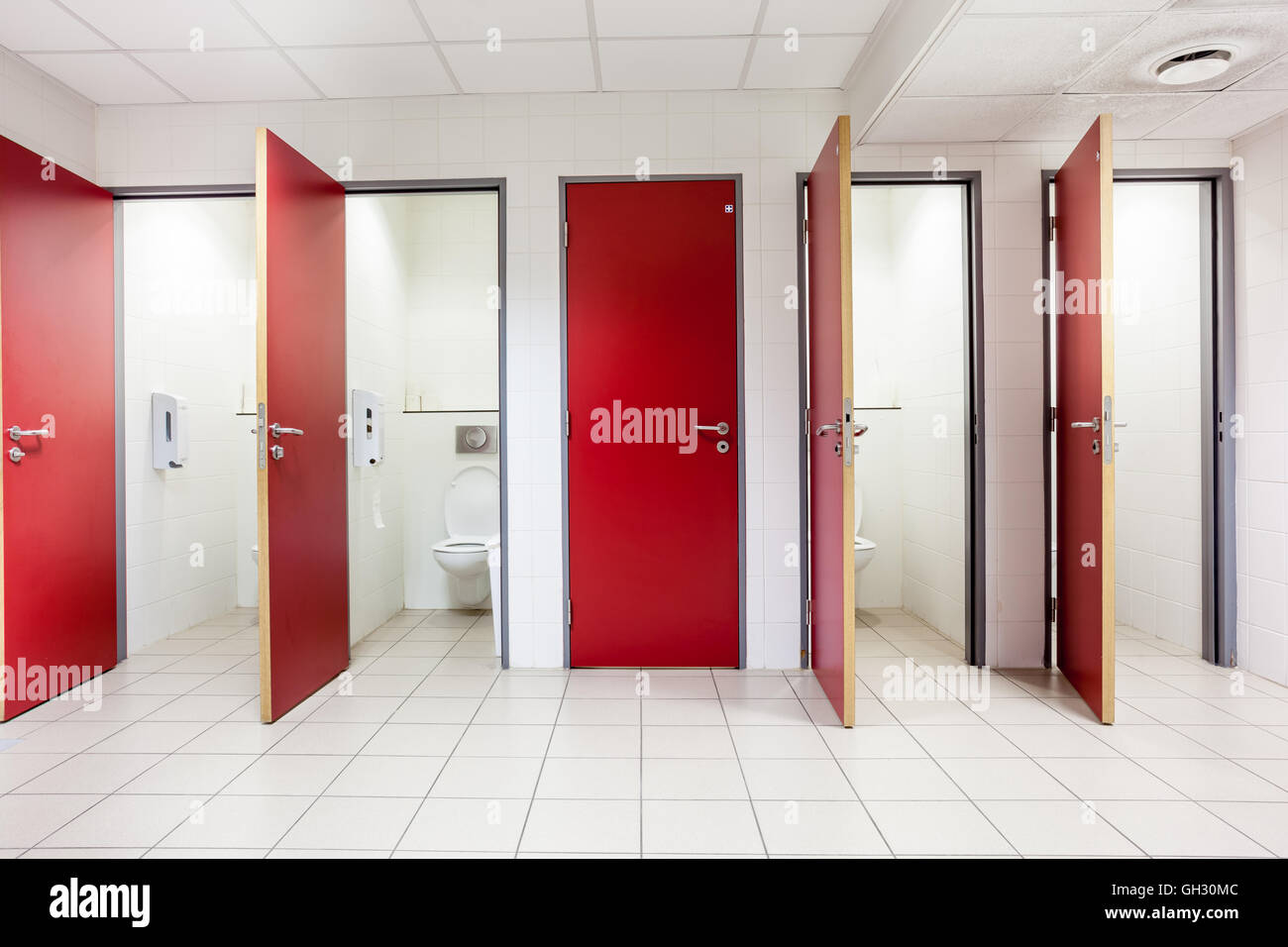 Womans toilet hi-res stock photography and images - Alamy