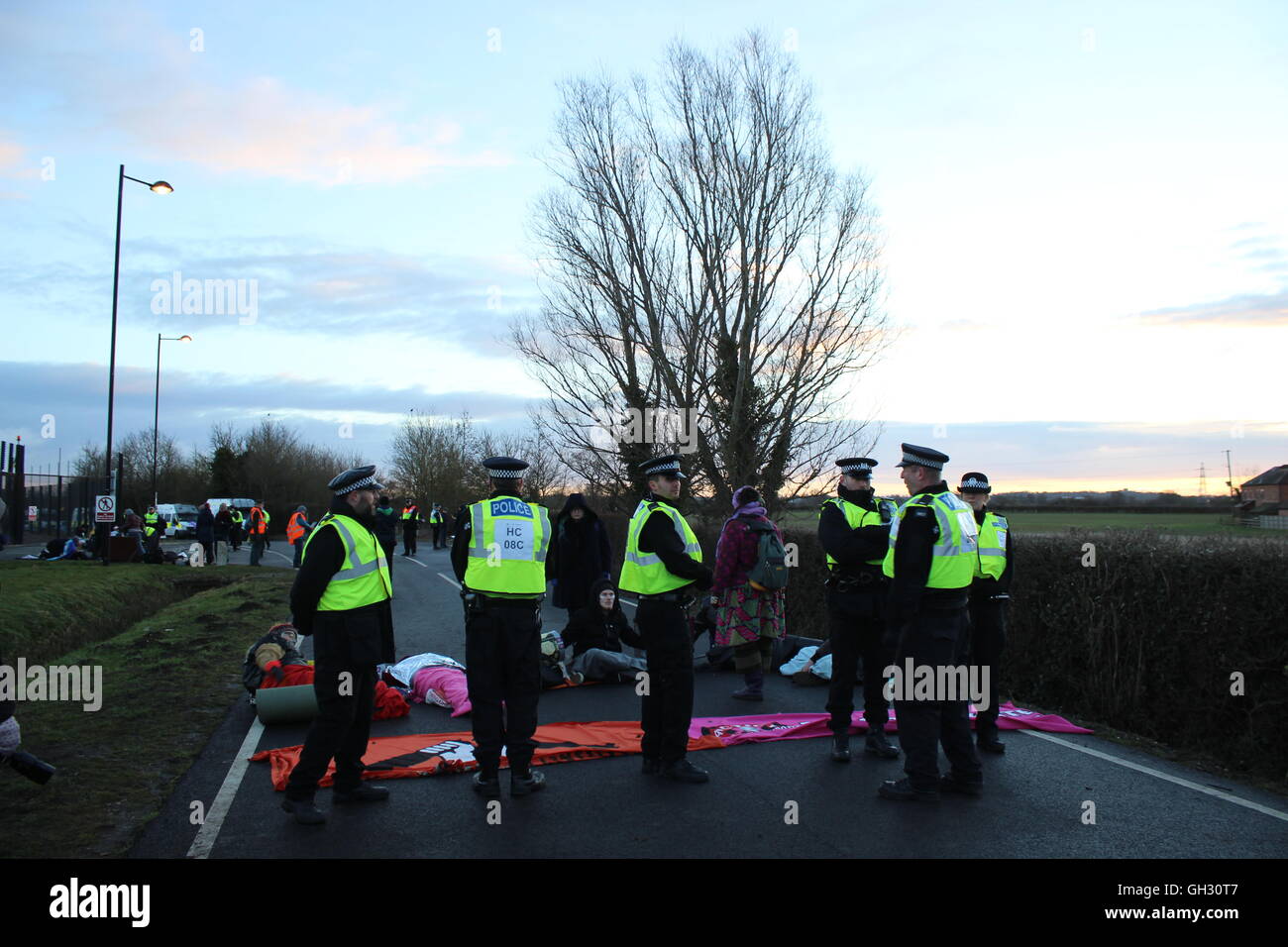 AWE ALDERMASTON AGAINST ATOMIC WEAPONS - TRIDENT - PROTESTERS GATHER AT ...
