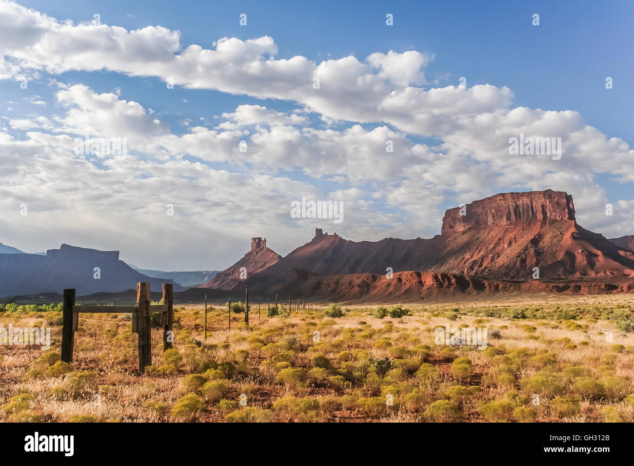 Fence and rock formations in Monument Valley, USA Stock Photo - Alamy
