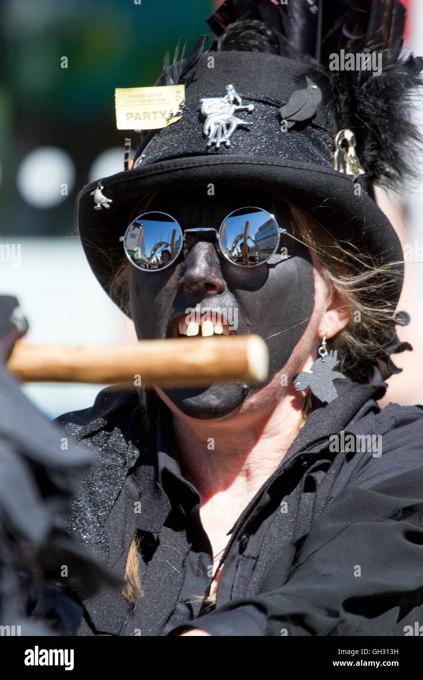Stone the Crows Border Morris Black-faced Morris Dancers perform in ...