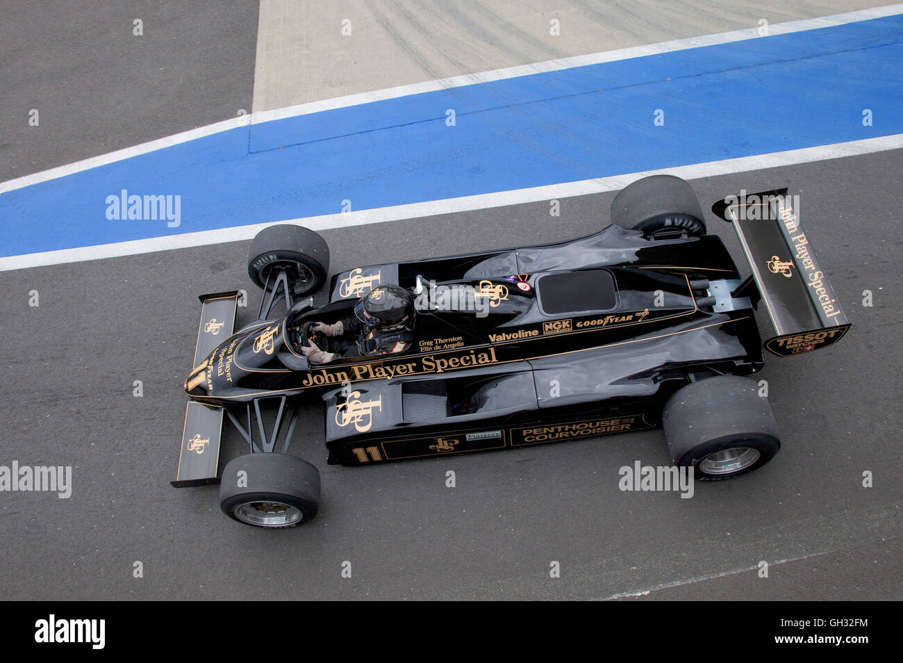 Ground effect formula one racing car hi-res stock photography and ...