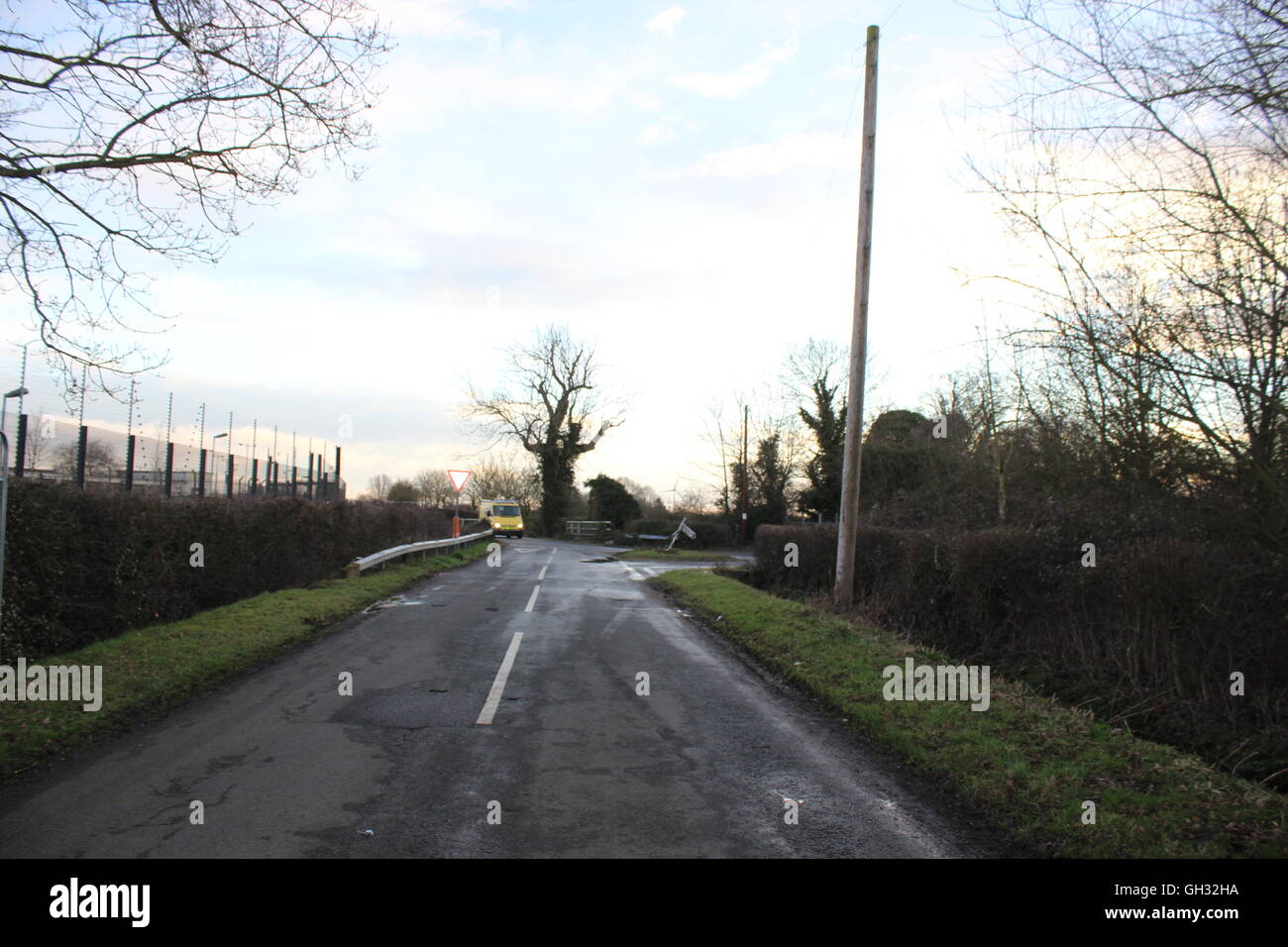 AWE ALDERMASTON AGAINST ATOMIC WEAPONS - TRIDENT - PROTESTERS GATHER AT ...