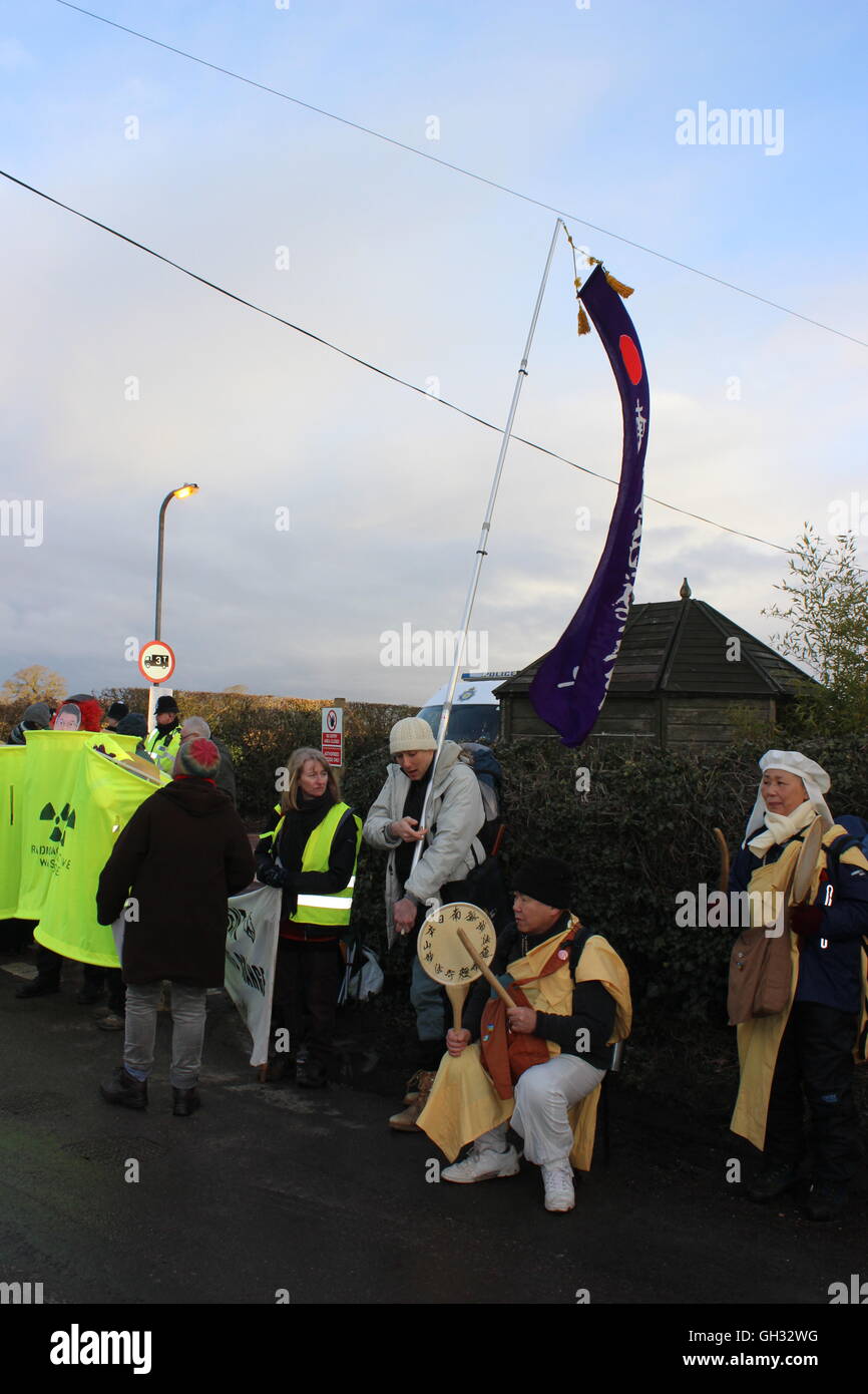 AWE ALDERMASTON AGAINST ATOMIC WEAPONS - TRIDENT - PROTESTERS GATHER AT ...
