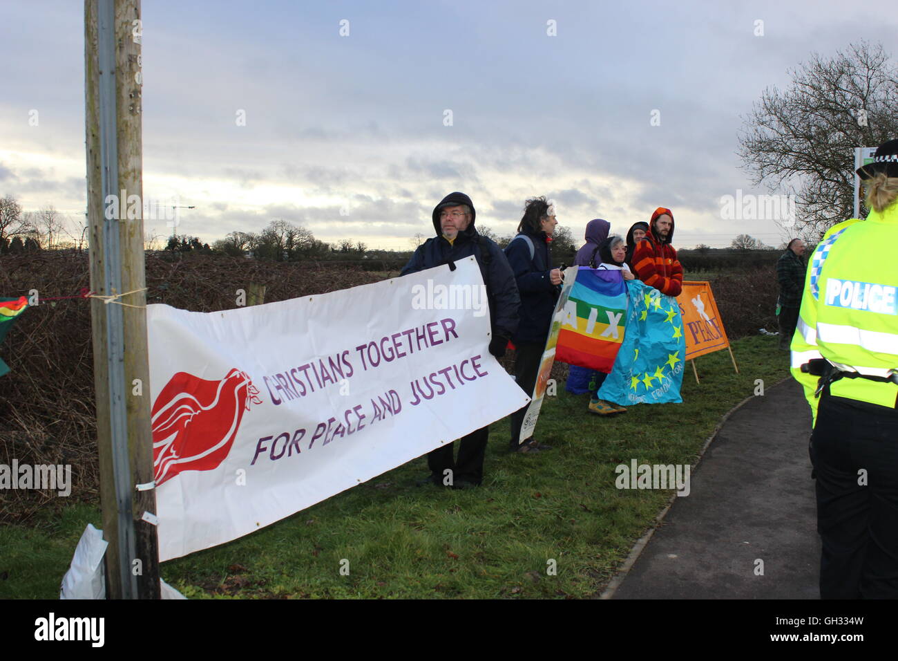 AWE ALDERMASTON AGAINST ATOMIC WEAPONS - TRIDENT - PROTESTERS GATHER AT ...
