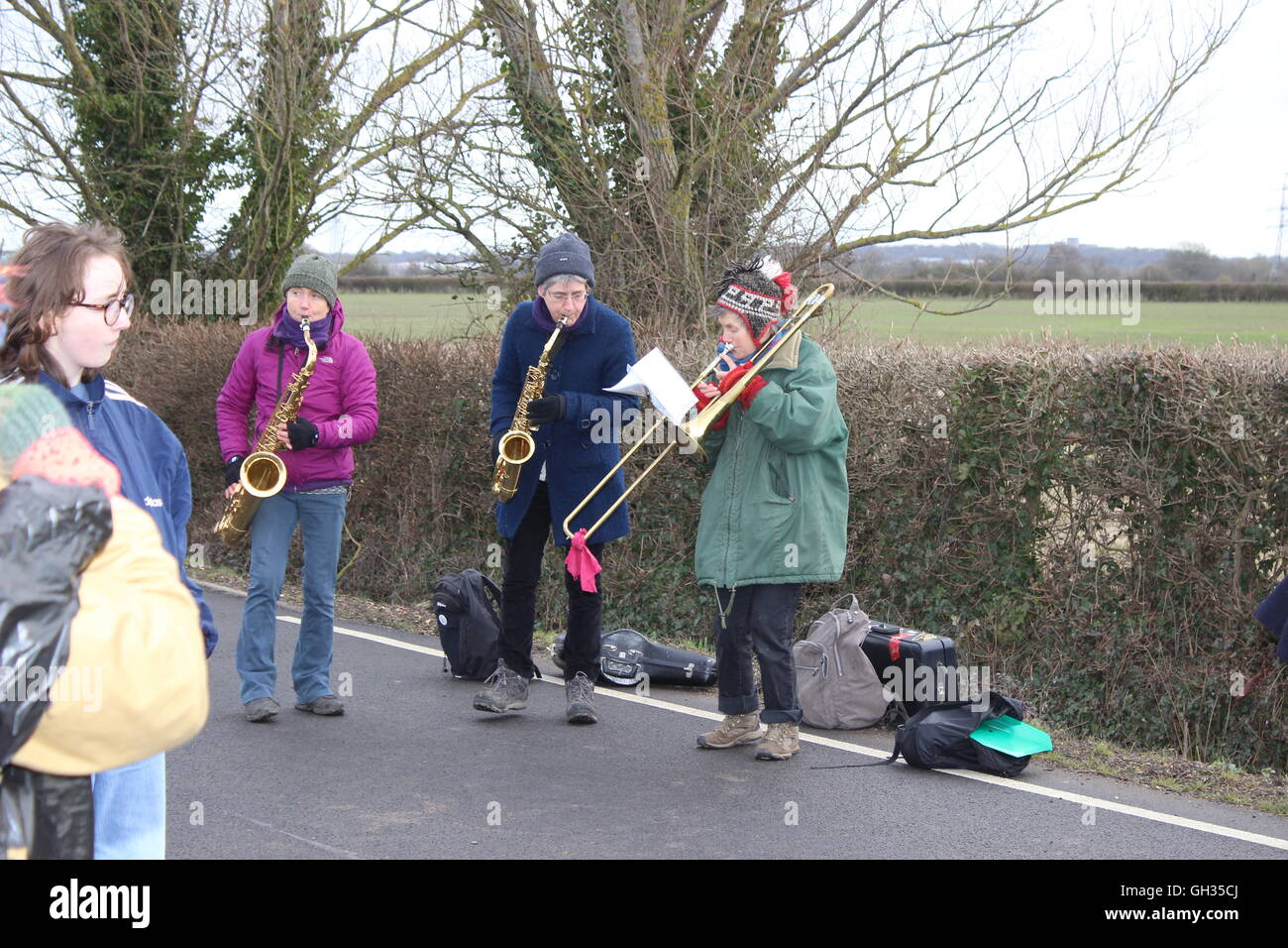 AWE ALDERMASTON AGAINST ATOMIC WEAPONS - TRIDENT - PROTESTERS GATHER AT ...