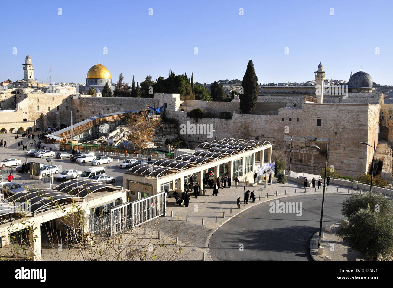 geography / travel, Israel, Jerusalem, view across the Wailing Wall to ...
