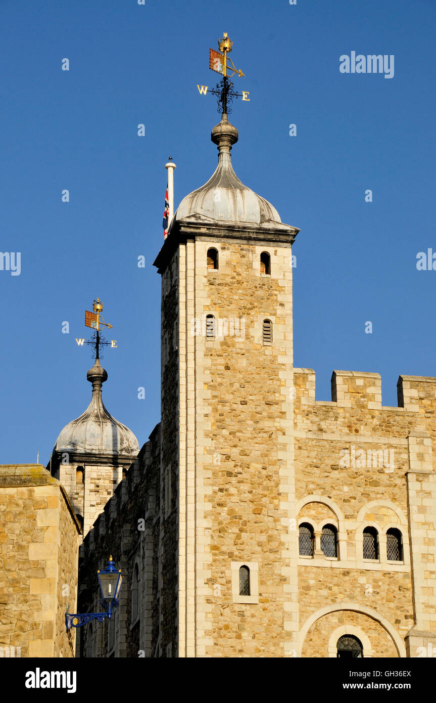 Tower of london beach hi-res stock photography and images - Alamy