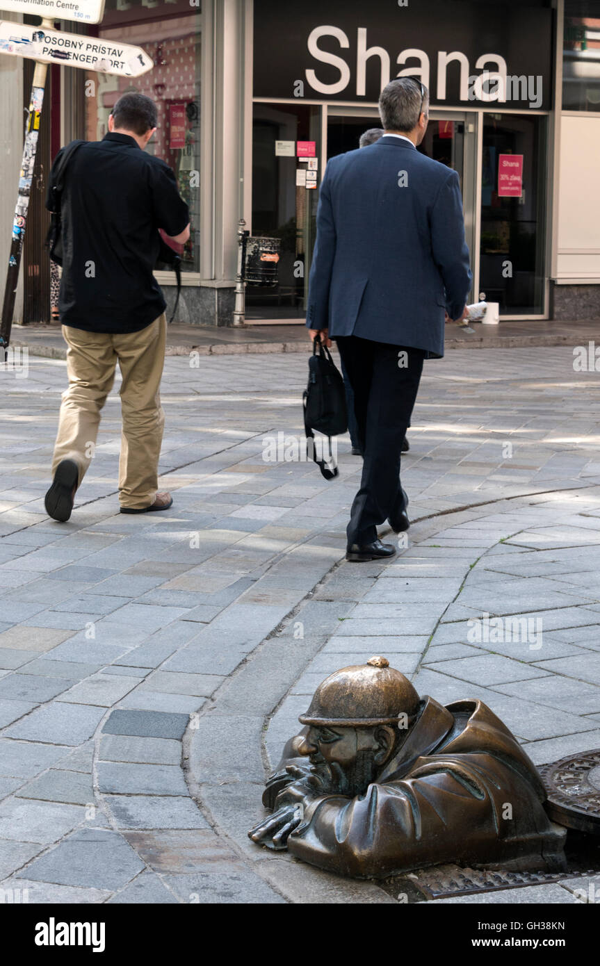 Statue at manhole High Resolution Stock Photography and Images - Alamy