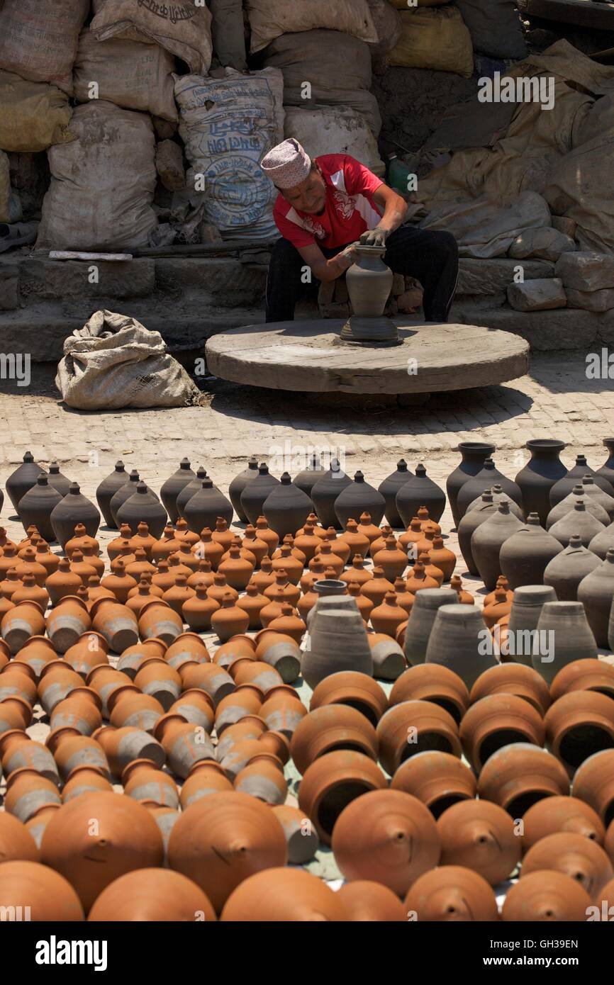 Turning pottery hi-res stock photography and images - Alamy