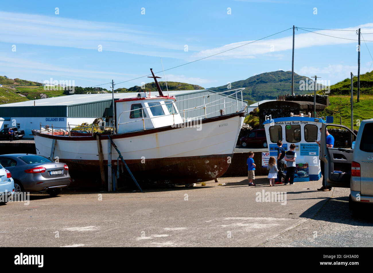 Teelin Pier, County Donegal, Ireland Stock Photo - Alamy