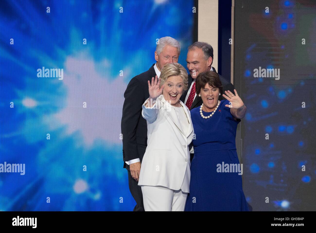 Clinton kaine campaign hi-res stock photography and images - Alamy