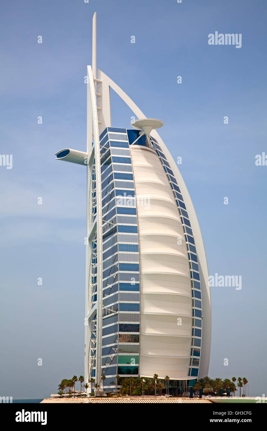 Sail Shaped Building High Resolution Stock Photography and Images - Alamy