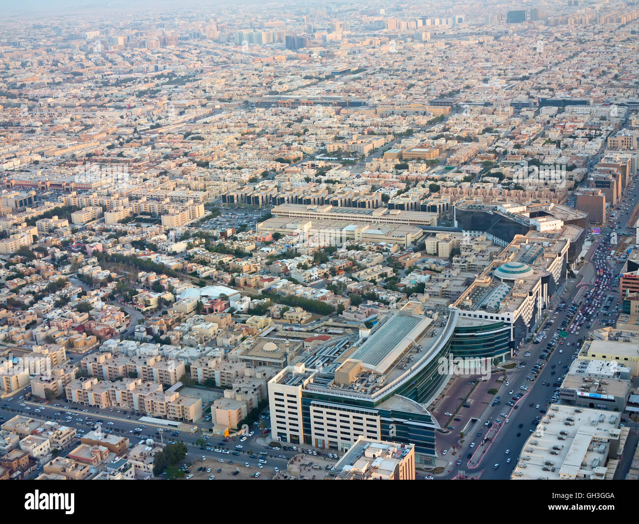 Riyadh saudi arabia aerial view hi-res stock photography and images - Alamy