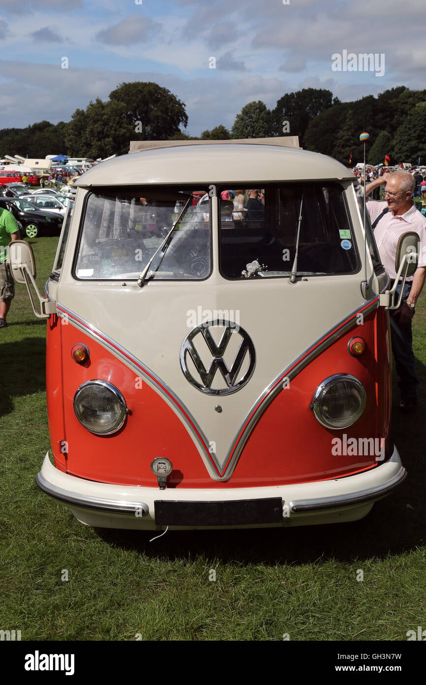 Volkswagen Samba bus at Tatton park Vw show Stock Photo - Alamy