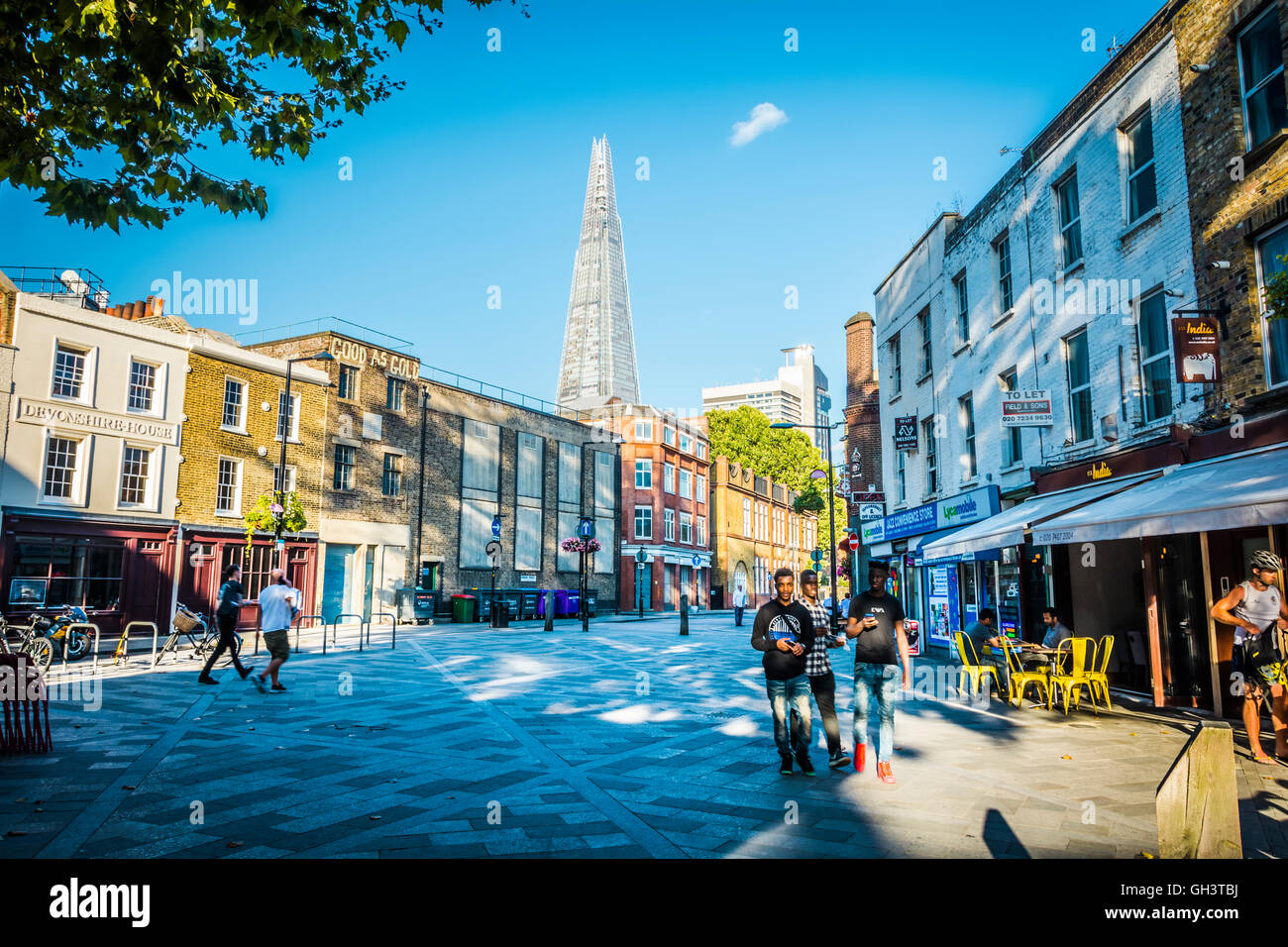 Flat Iron Square London High Resolution Stock Photography and Images ...