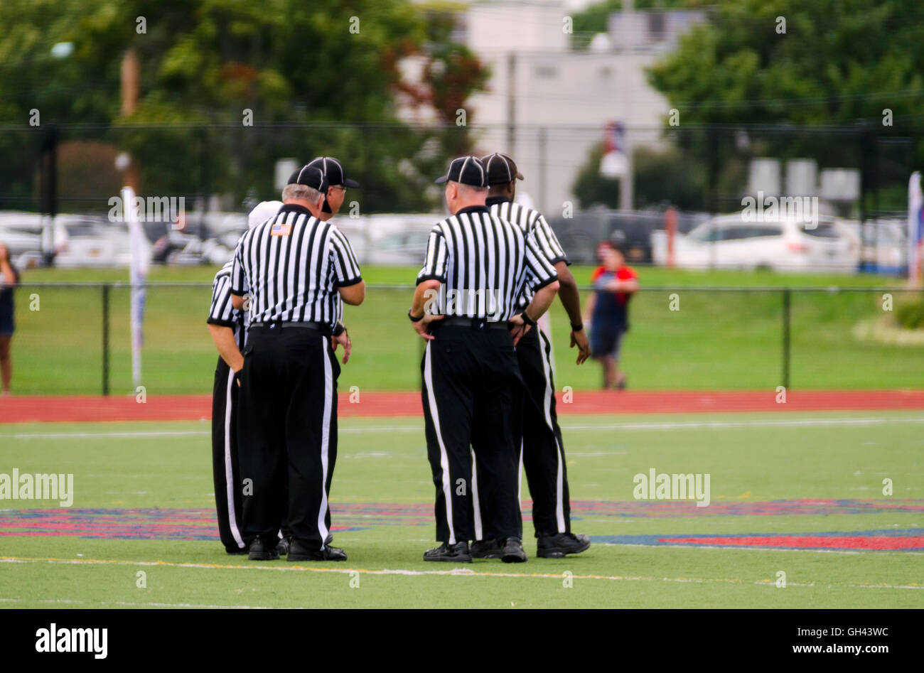 Football referees hi-res stock photography and images - Alamy