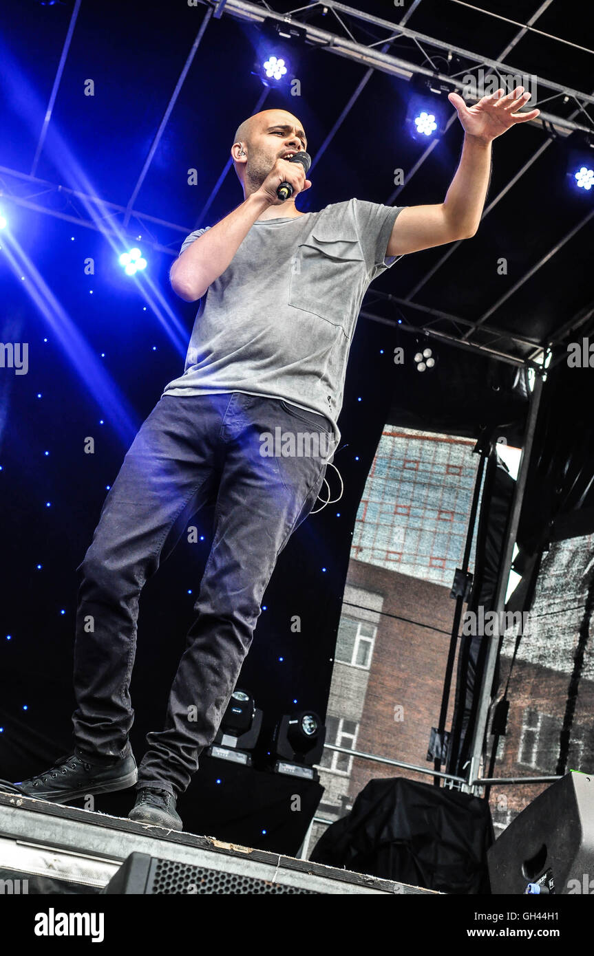 Sean Conlon of pop band 5ive performs at Custom House Square, as part ...