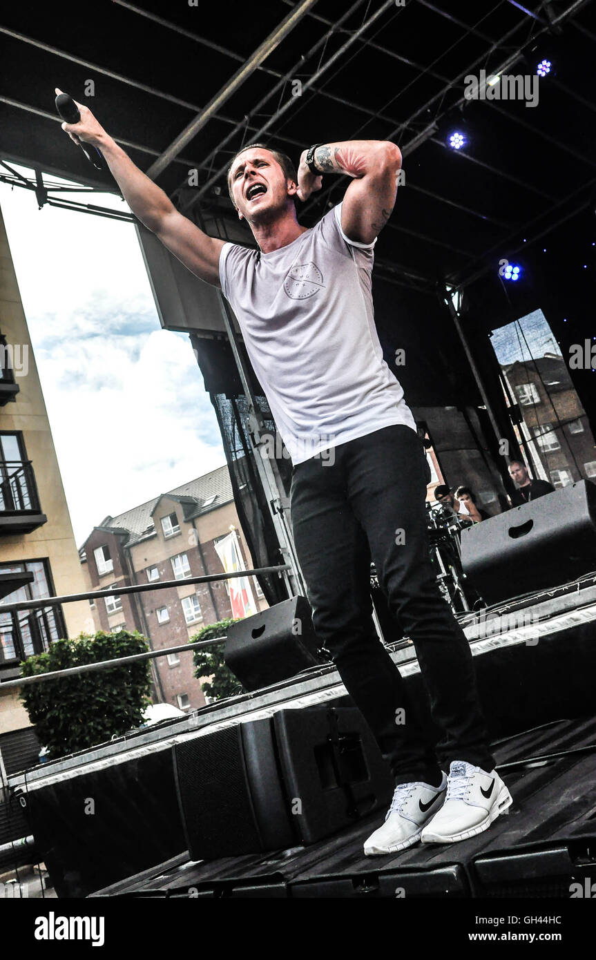 5ive hi-res stock photography and images - Alamy