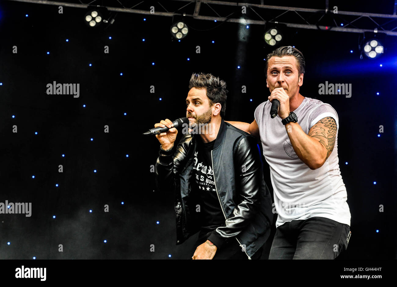 Ritchie neville and sean conlon hi-res stock photography and images - Alamy