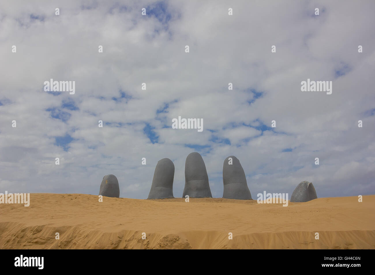 PUNTA DEL ESTE, URUGUAY - MAY 04, 2016: the hand sculpture builded in ...