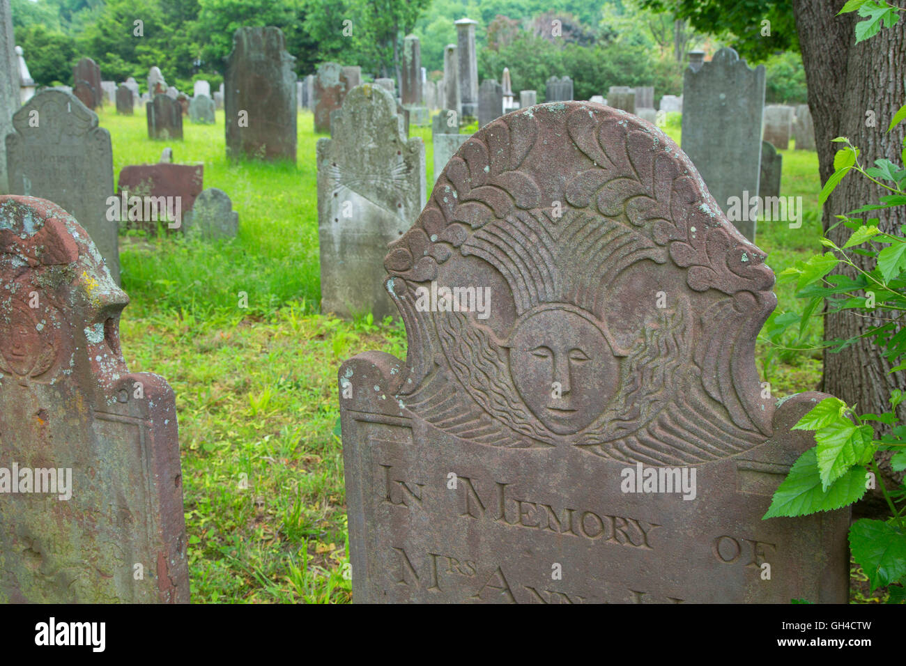 Gravestone, Memento Mori Burying Ground, Farmington, Connecticut Stock ...