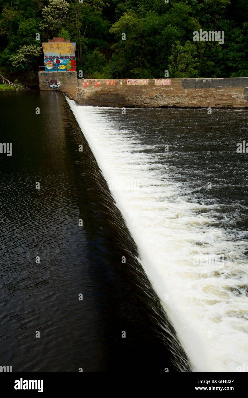 Collins Company Lower dam on Farmington River, Farmington River Trail ...
