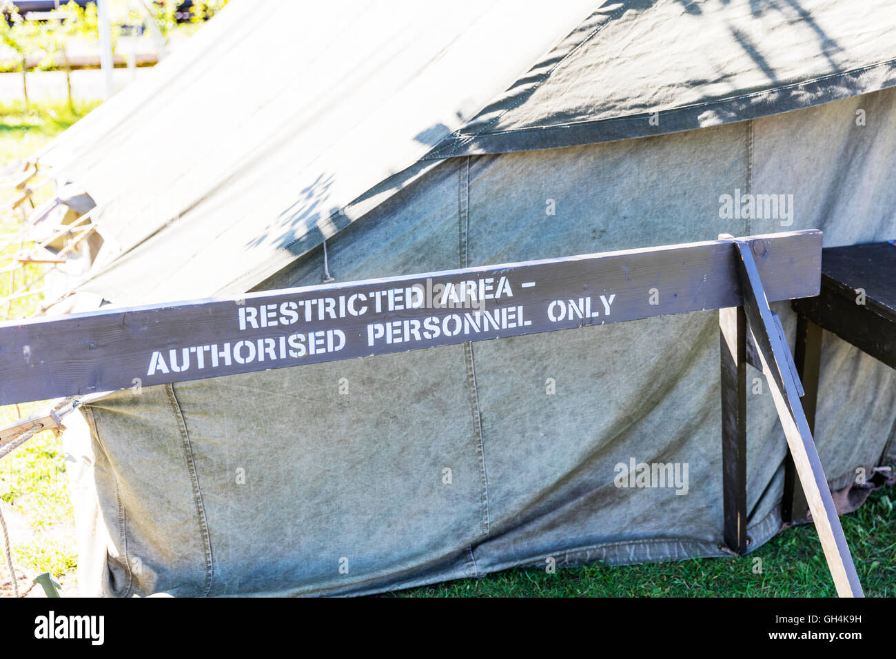 Army restricted area sign authorised personnel only signs warning UK ...