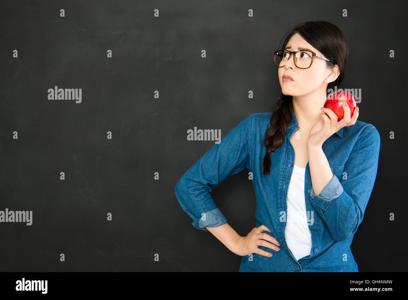 Thinking question hi-res stock photography and images - Alamy