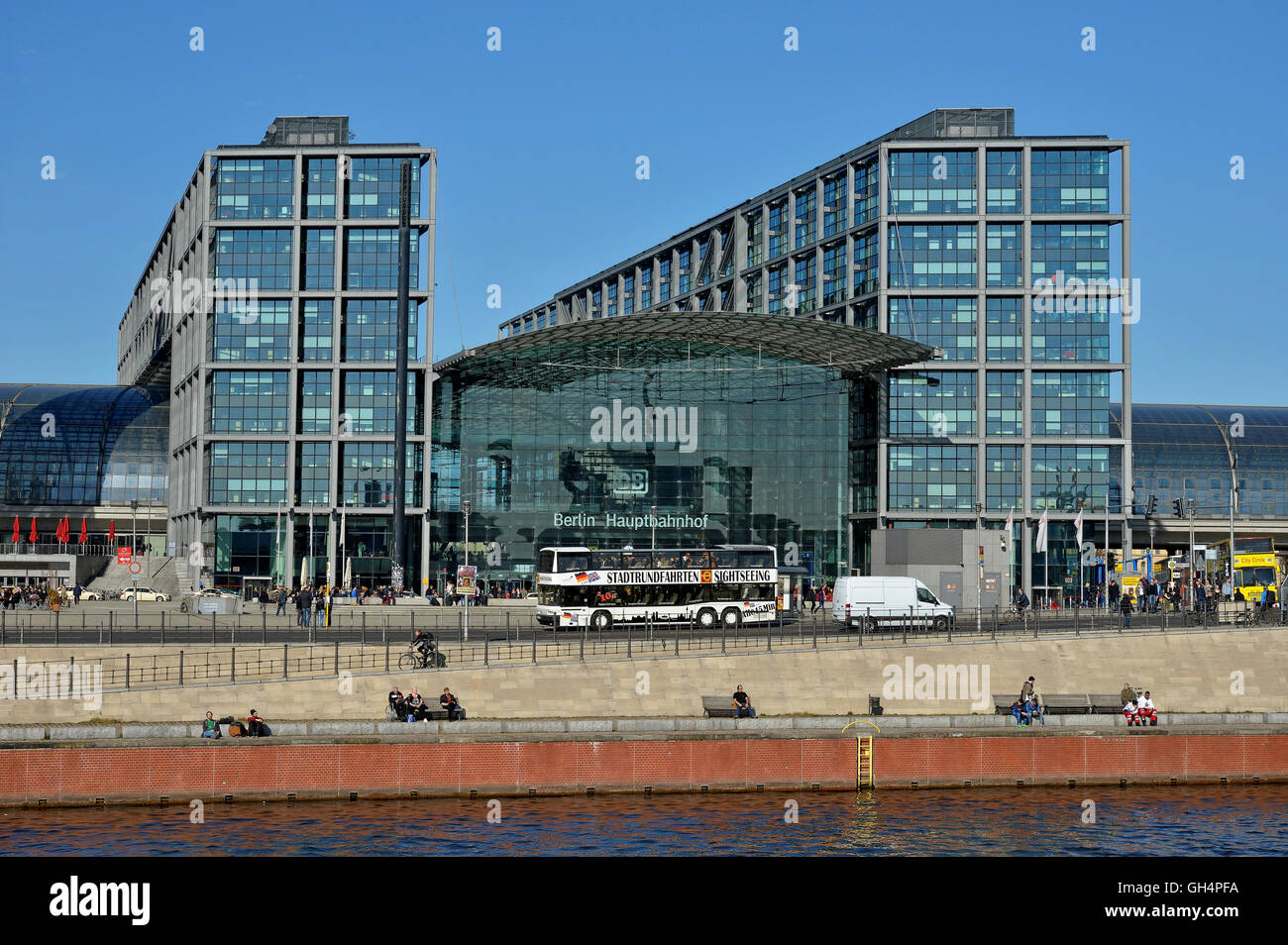 Central bus station berlin hi-res stock photography and images - Alamy