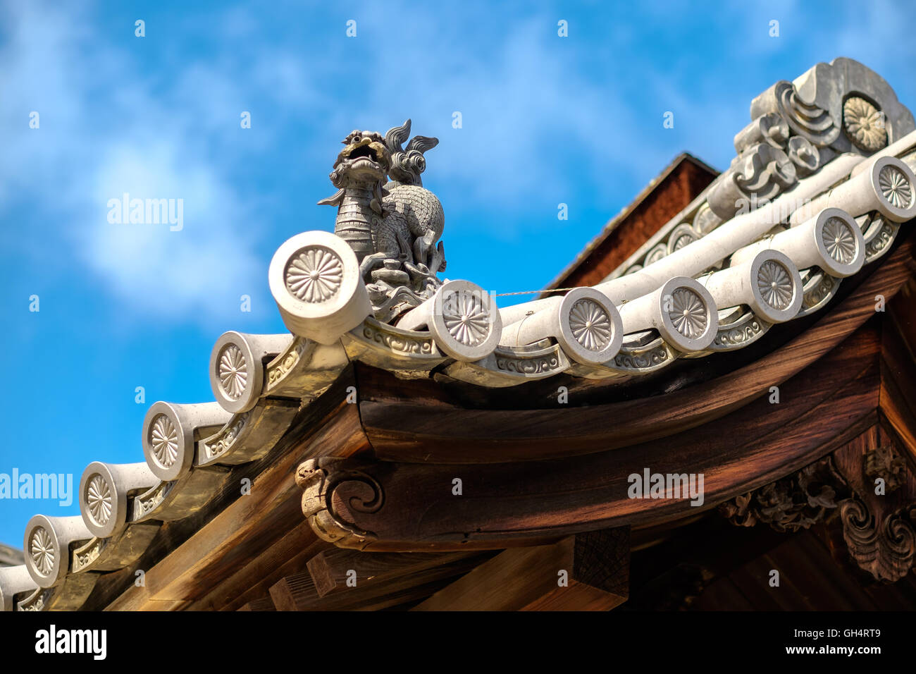The typical Japanese pagoda architecture Stock Photo - Alamy
