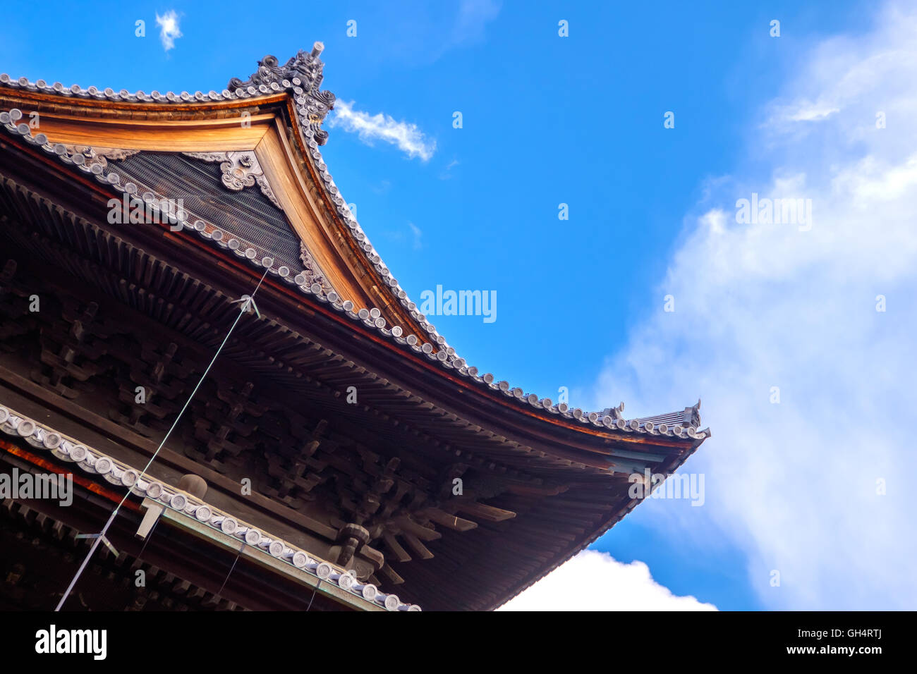 The typical Japanese pagoda architecture Stock Photo - Alamy
