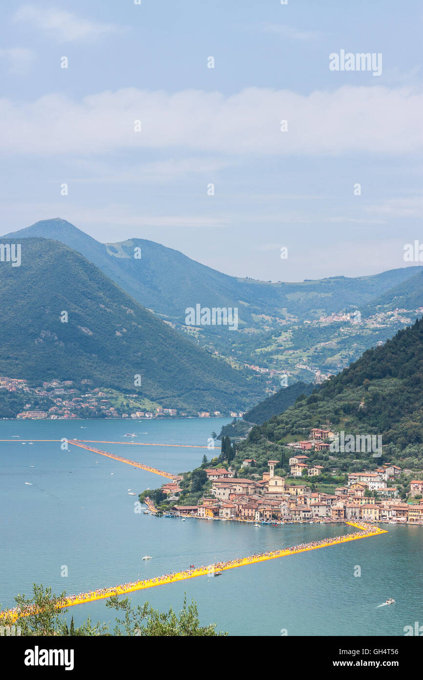 Floating installation created by Christo and Jeanne-Claude artists ...