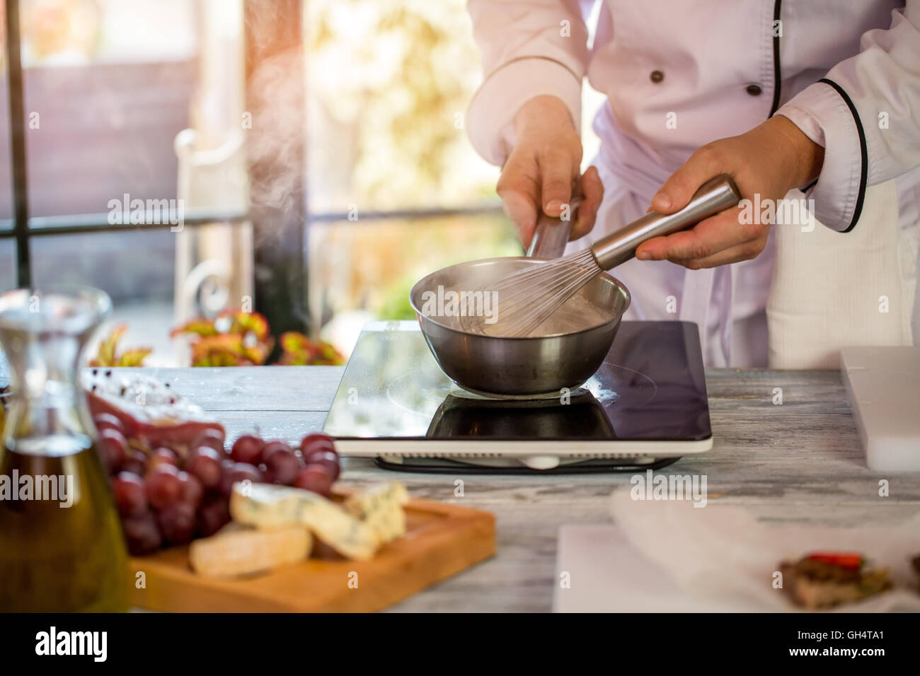 Male with electric whisk hi-res stock photography and images - Alamy