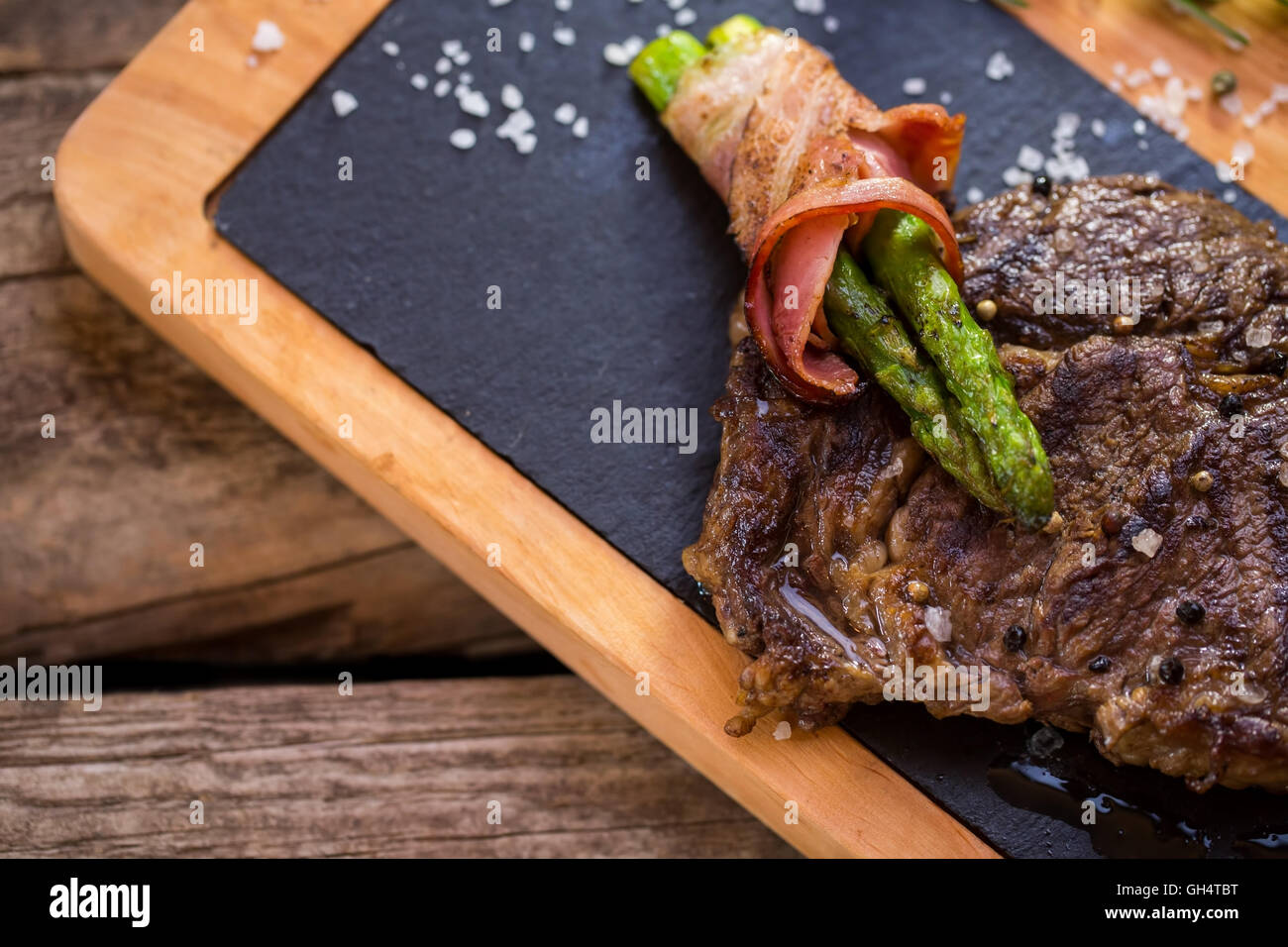 How to cook ribeye hi-res stock photography and images - Alamy