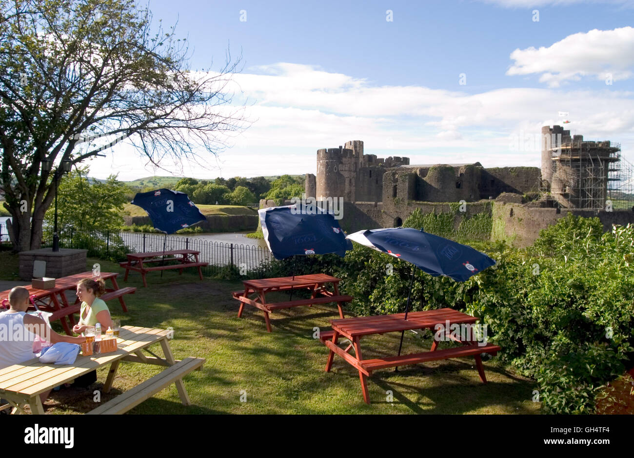 Caerphilly Castle seen from the garden of The Courthouse Pub Stock ...