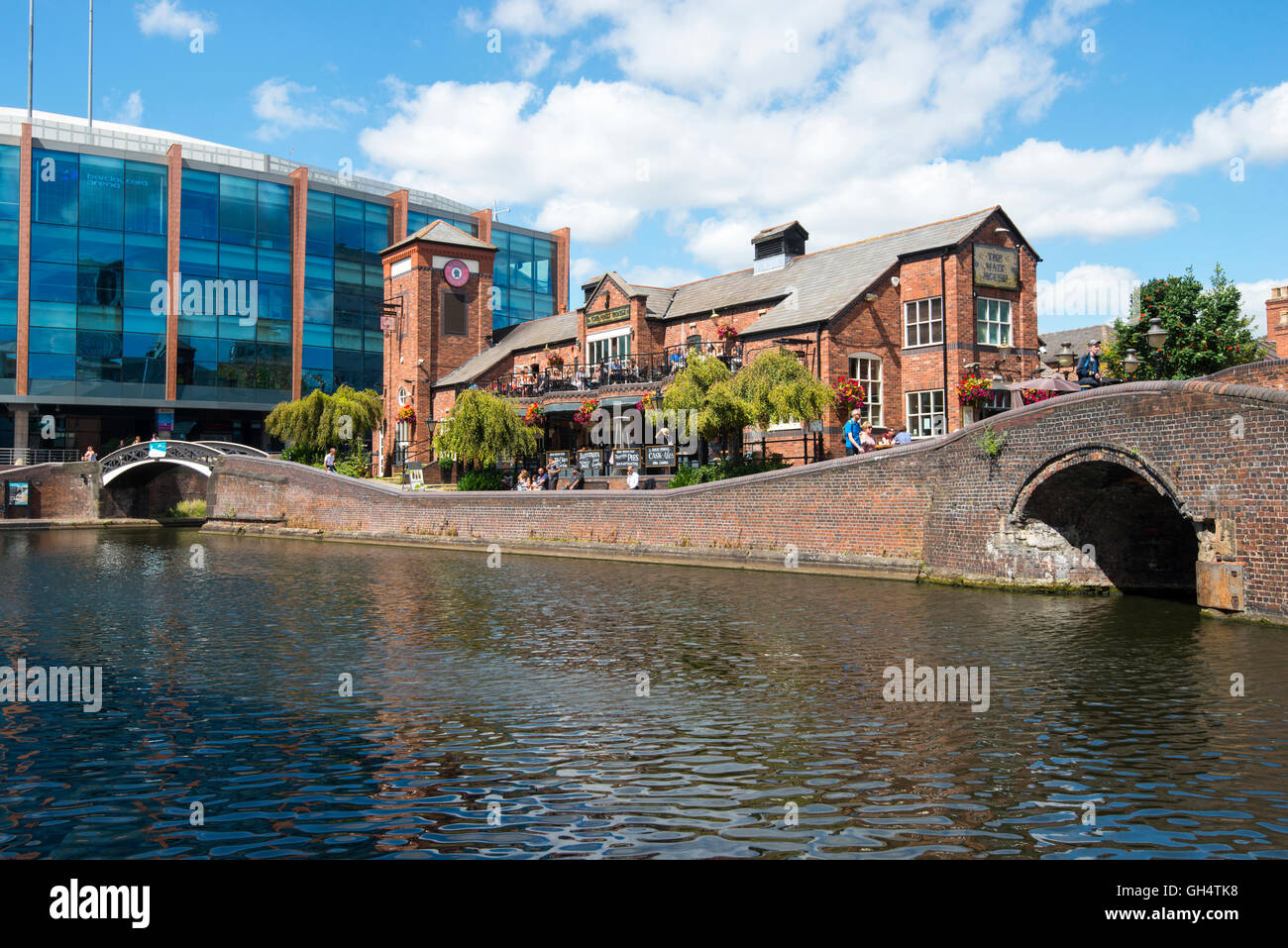 The Malt House Pub at Old Turn Junction in Birmingham City, West ...