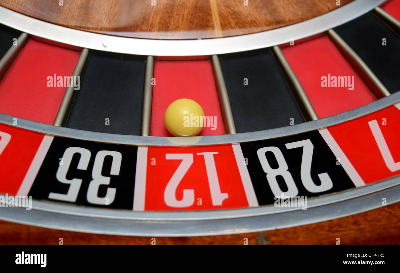 Number twenty five roulette hi-res stock photography and images - Alamy
