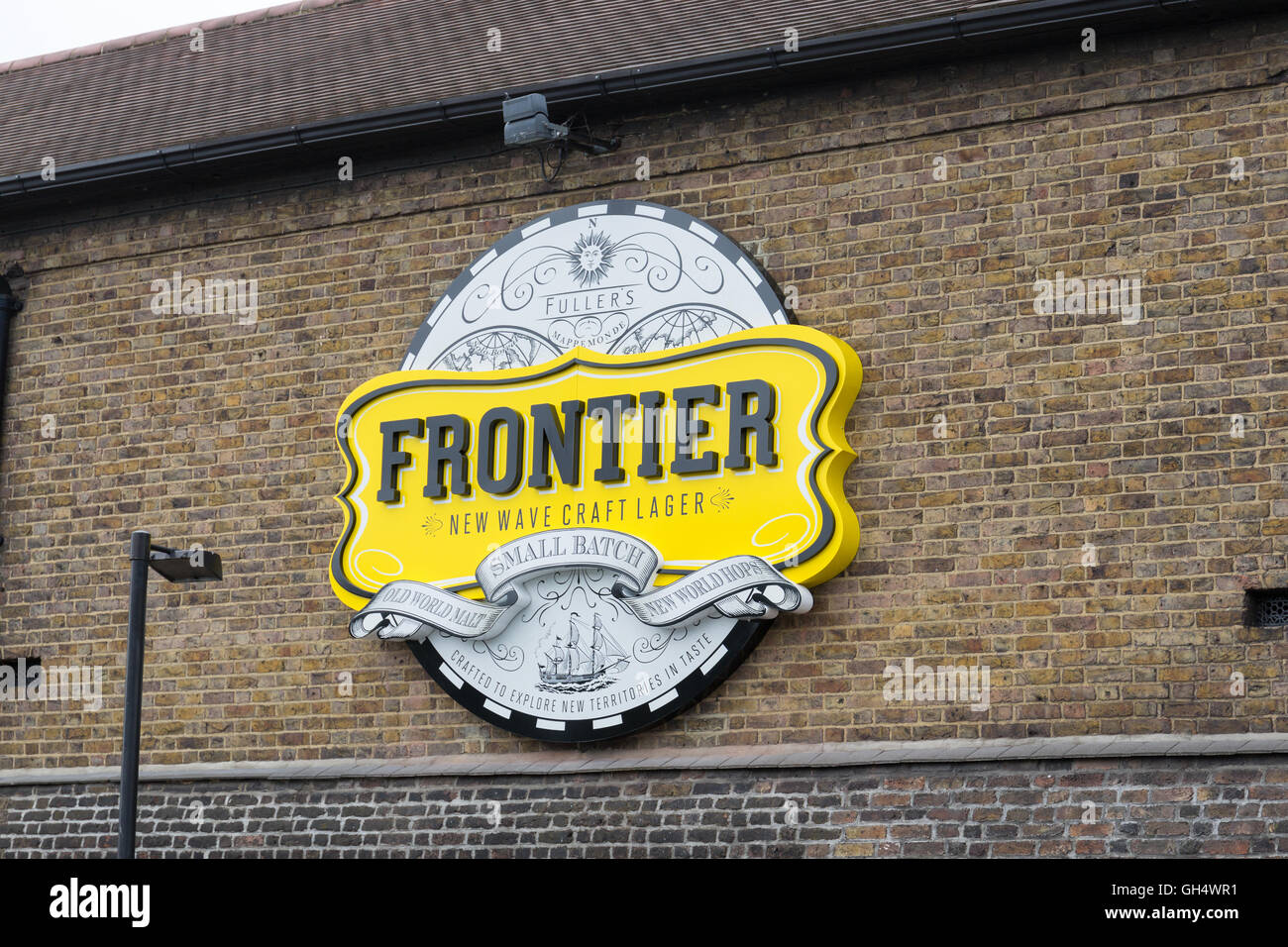 Fullers brewery chiswick hi-res stock photography and images - Alamy