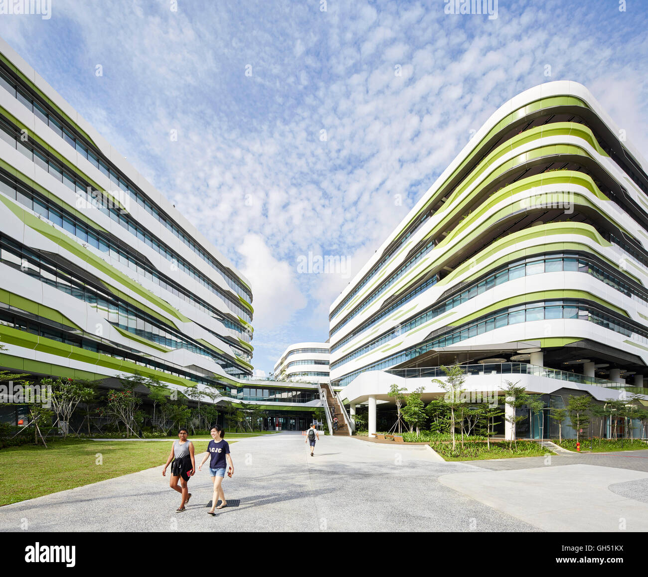 Campus walkway and exterior facades in perspective. Singapore ...