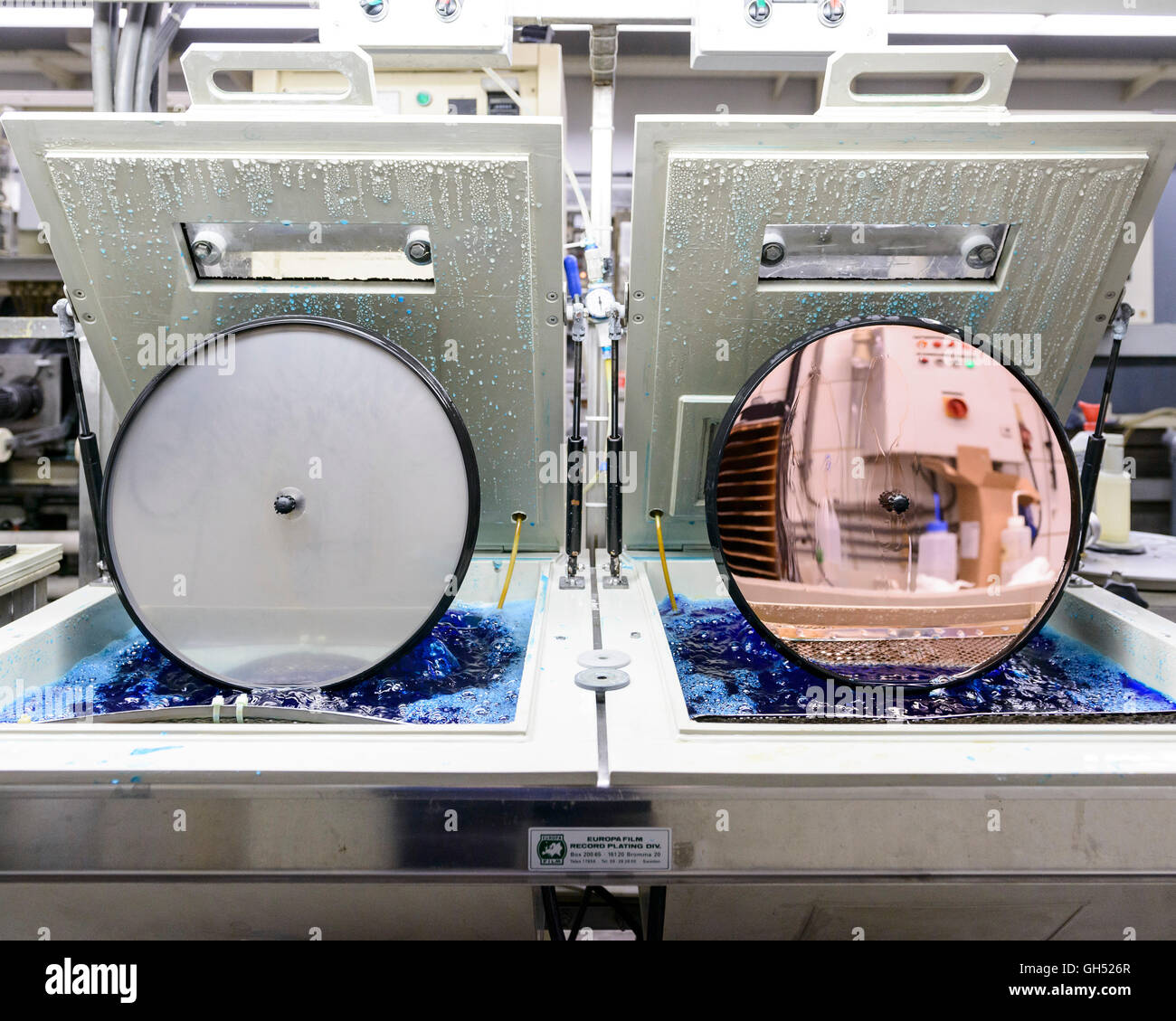 Making a negative of the master. Record Industry Vinyl Factory, Haarlem ...