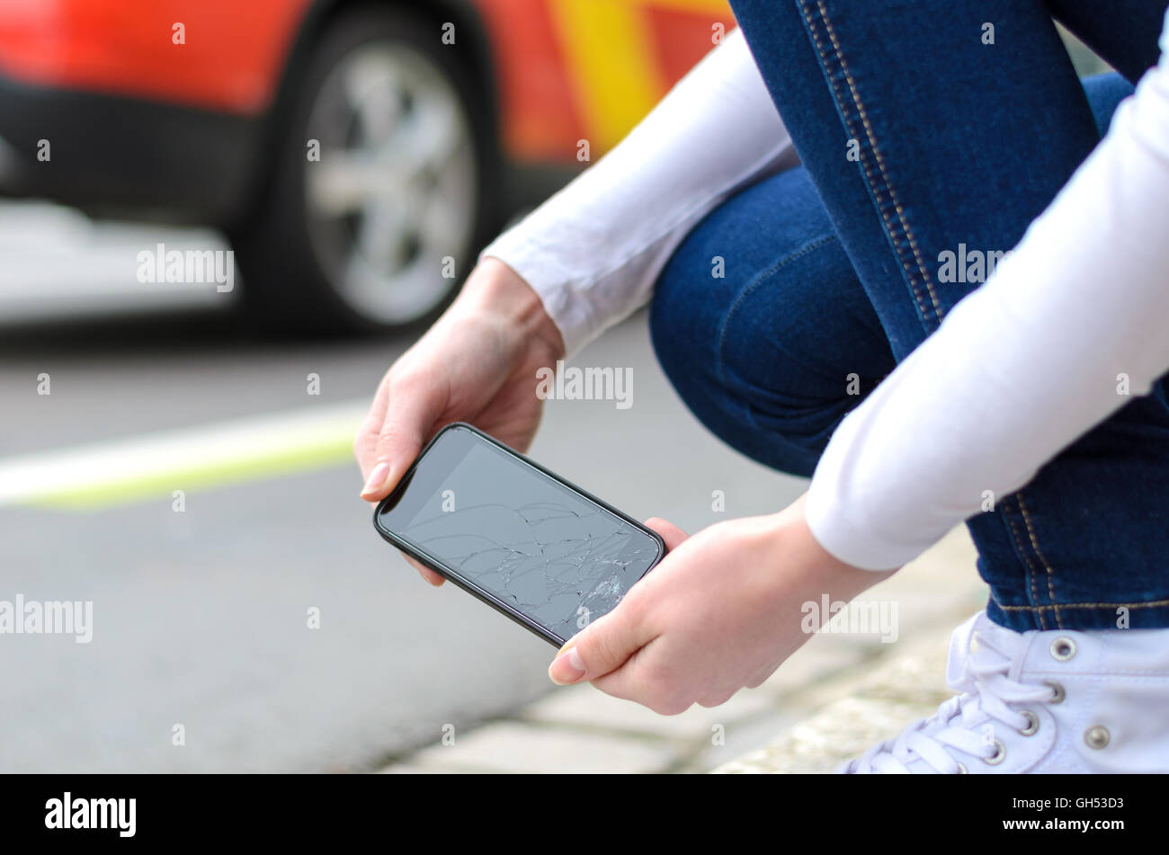 Dropping phone hi-res stock photography and images - Alamy