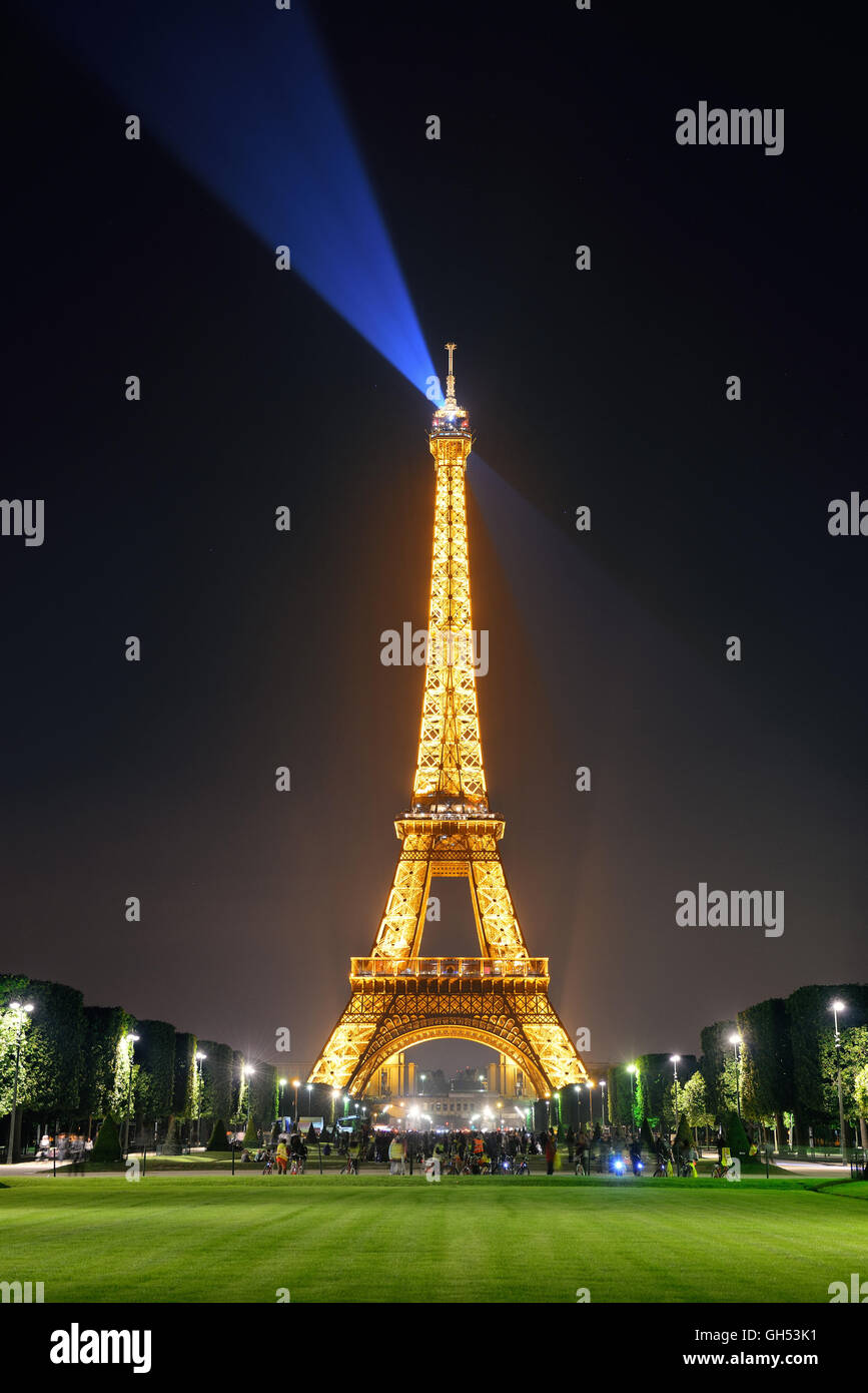 PARIS, FRANCE - MAY 13: Eiffel Tower at night on May 13, 2015 in Paris ...