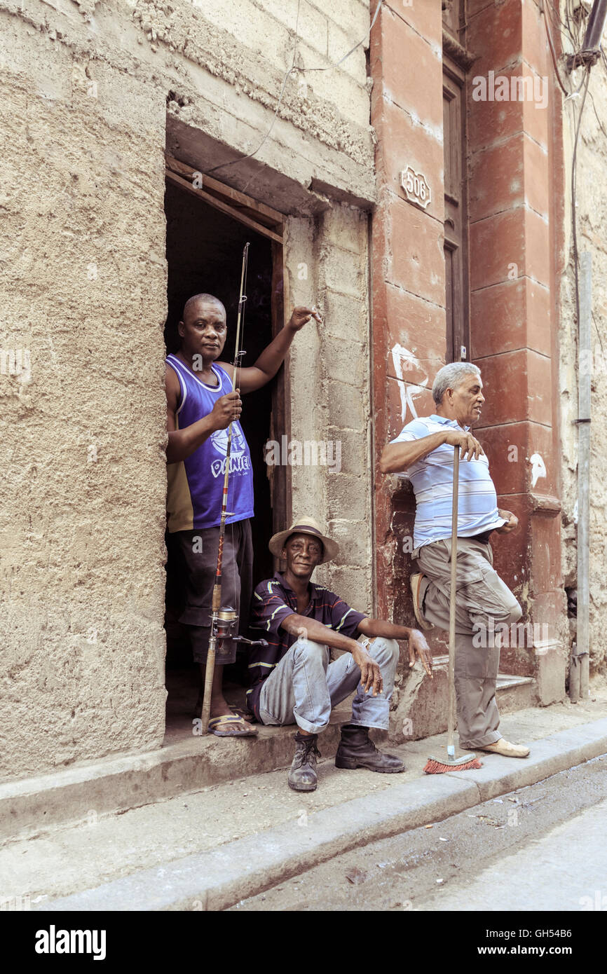 Cuban men hi-res stock photography and images - Alamy