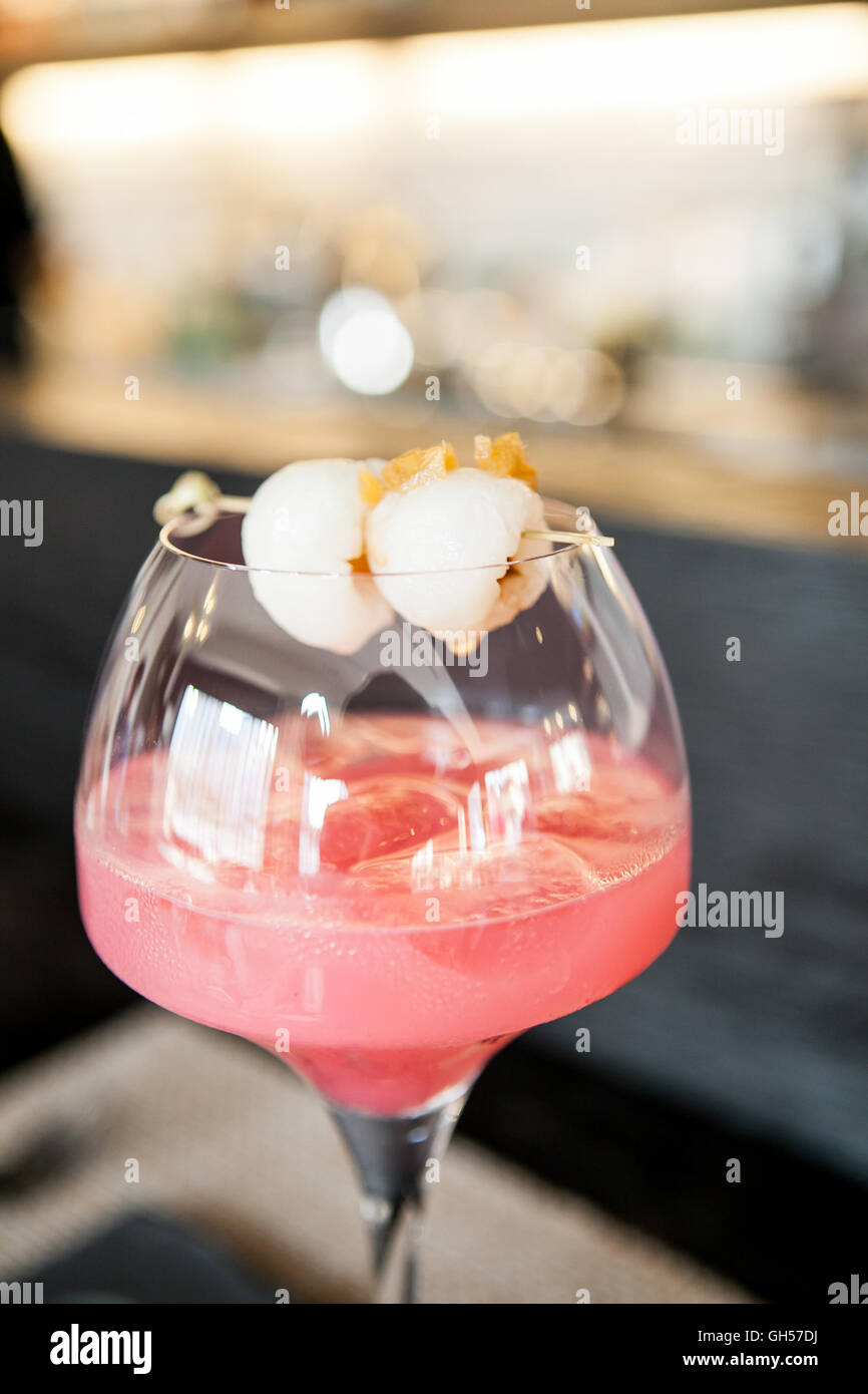 Le mu RELAX French dining pub Stock Photo - Alamy