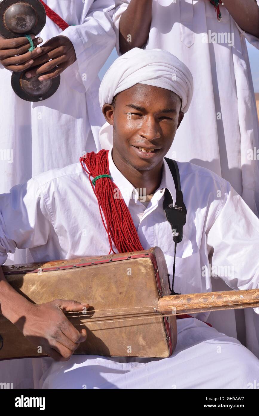 Ethnology and musical instruments hi-res stock photography and images ...