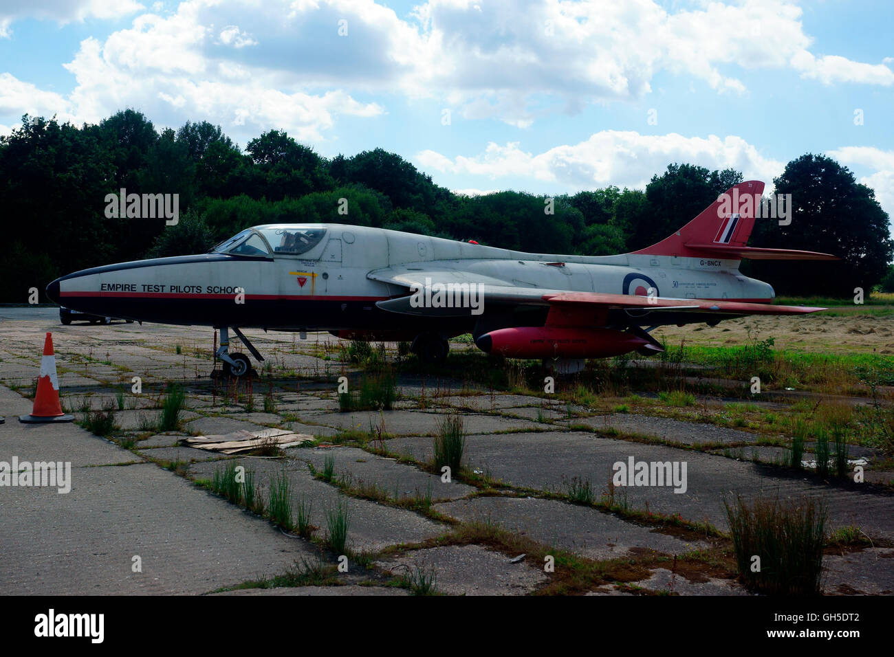 Aden 30mm cannon hi-res stock photography and images - Alamy