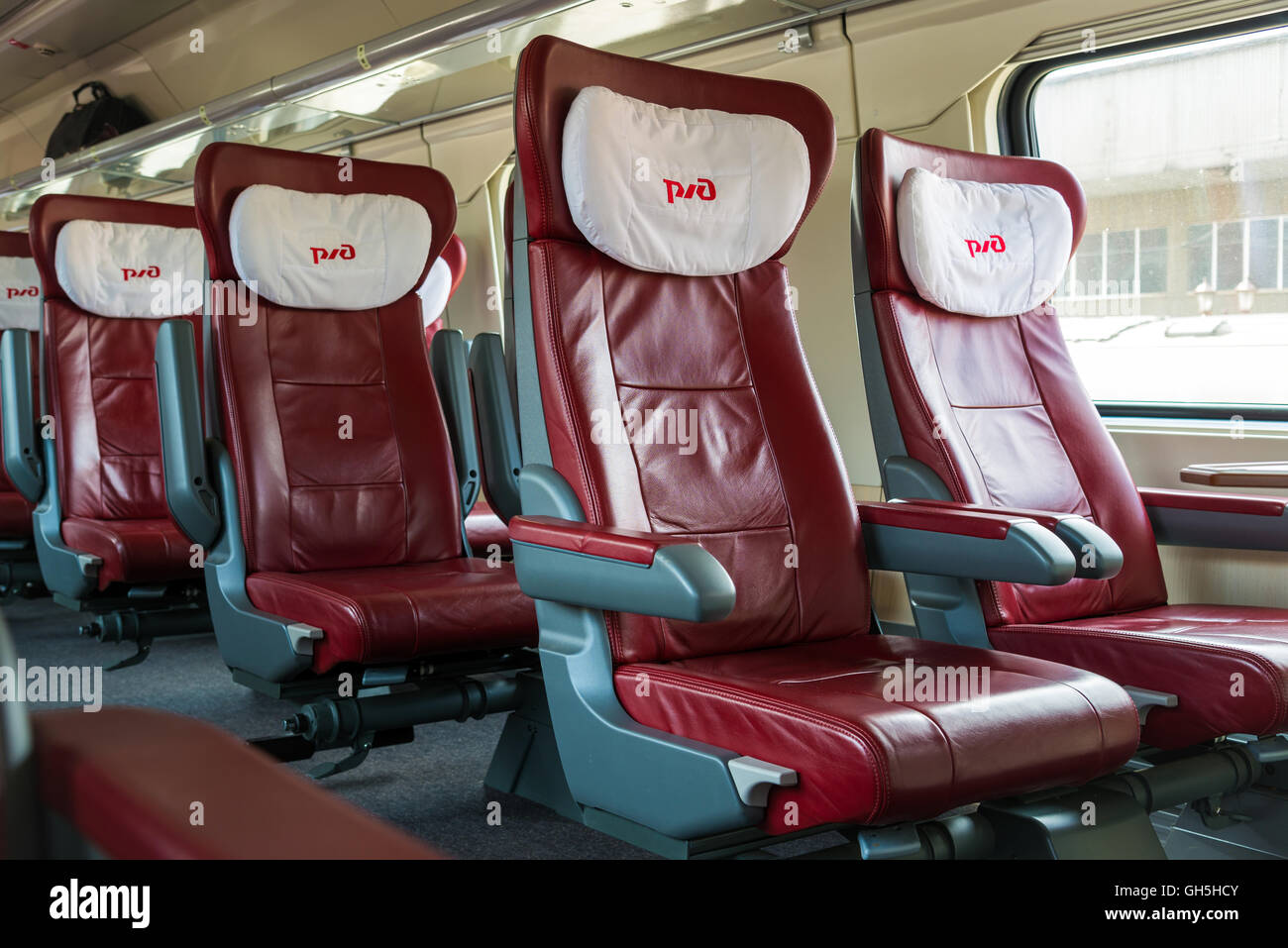 Double Storey Train High Resolution Stock Photography and Images - Alamy