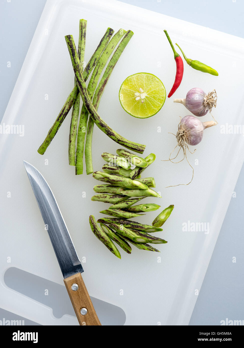 Long bean hi-res stock photography and images - Alamy