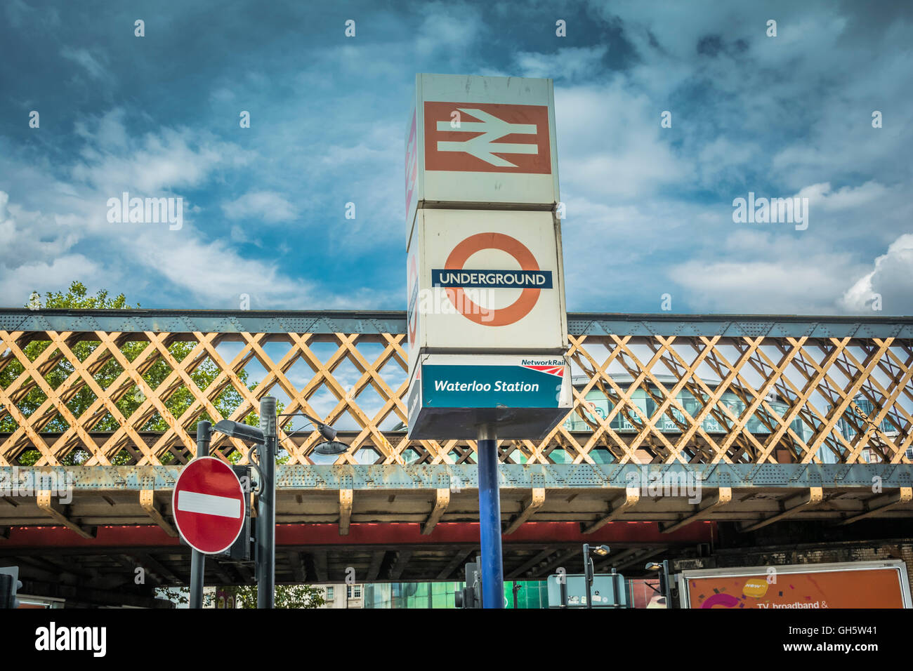 Old british railways logo hi-res stock photography and images - Alamy
