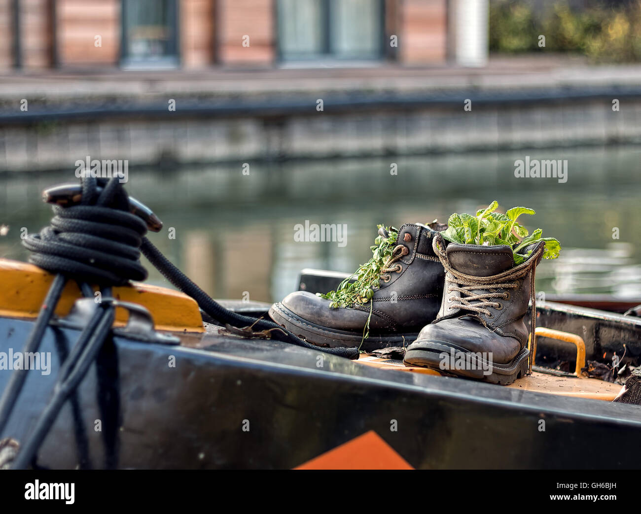 Reuse longboat hi-res stock photography and images - Alamy